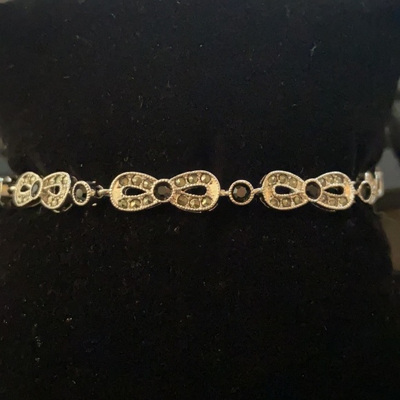 Premier Designs | Jewelry | Premier Designs Silver Black Crystal ...